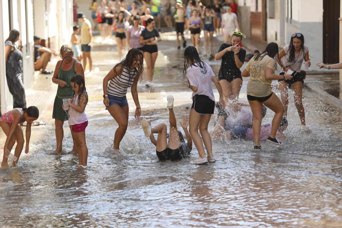 Quartell escapa del calor con su tradicional Xopà