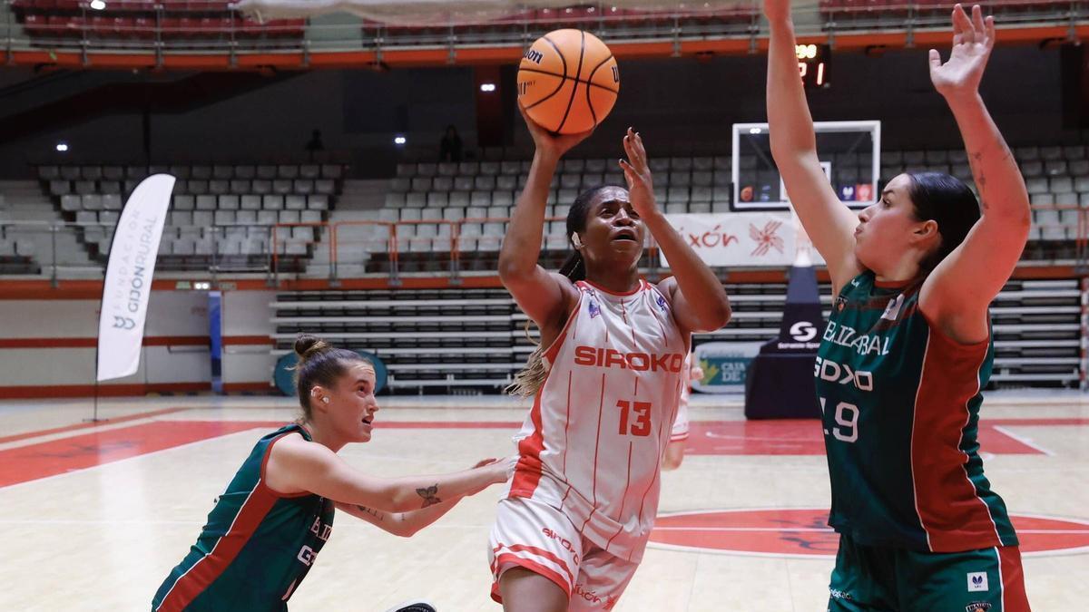Merissah Russell vuelve a lo grande y el Siroko Gijón Basketball suma ...