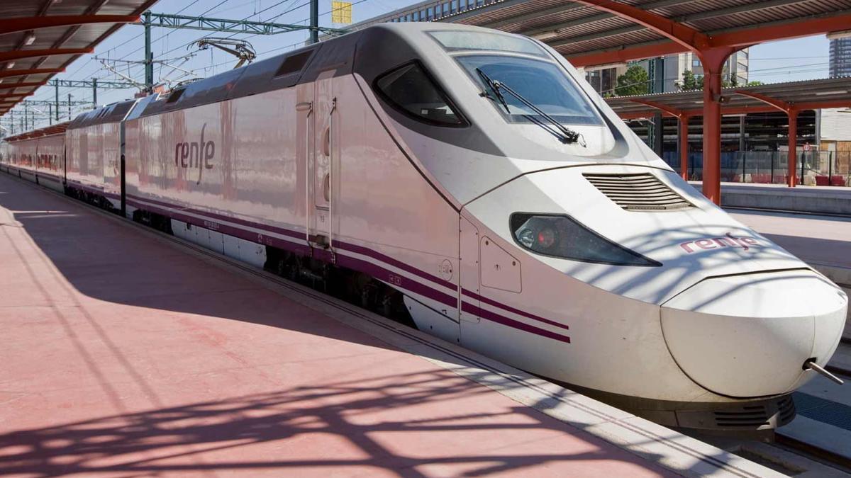 Más de 1.400 trenes de Renfe parados por los pactos secretos entre el ...