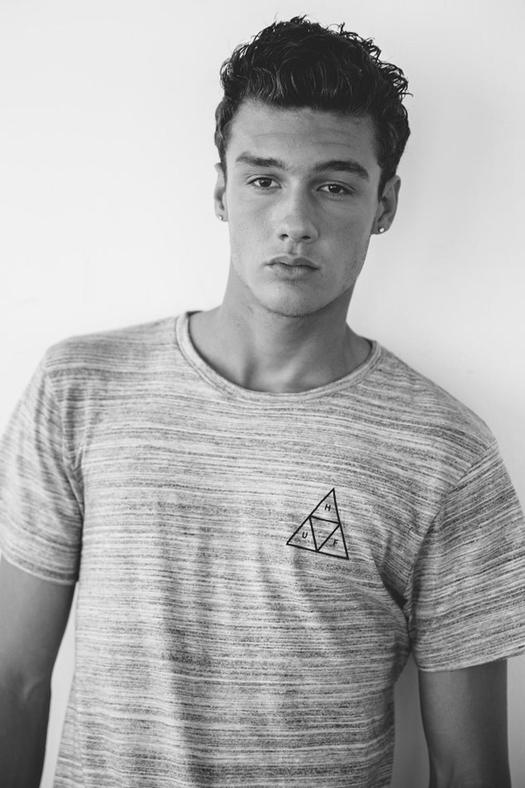 John Economou, el modelo que descubrieron Gigi Hadid y Kendall Jenner ...