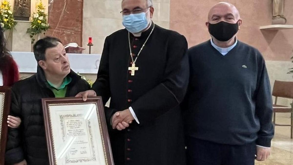 Fallece Carlos Moisés Morales, "Carlitos", sacristán de la parroquia de ...