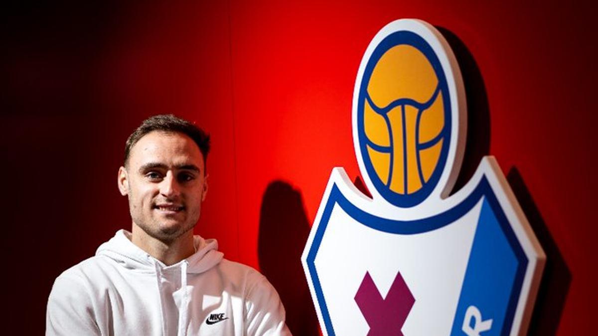 Real Zaragoza: Lasure supera el periodo de prueba y se queda en el ...