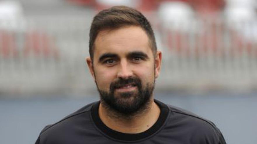 El Estradense renueva al centrocampista Brais Calvo