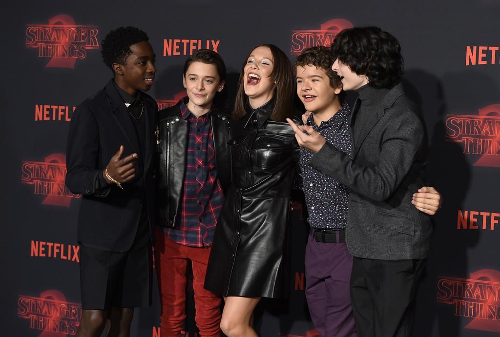 Los niños de 'Stranger Things' se lo pasan en grande en el estreno de ...