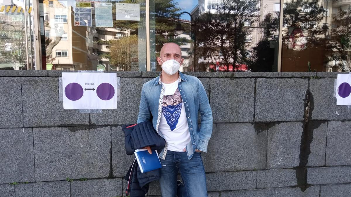 Adrián Pena reaparece en el pleno de Cangas - Faro de Vigo