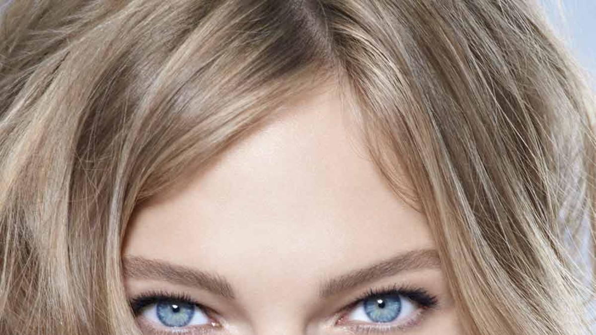 Mirada fresca y relajada - Woman