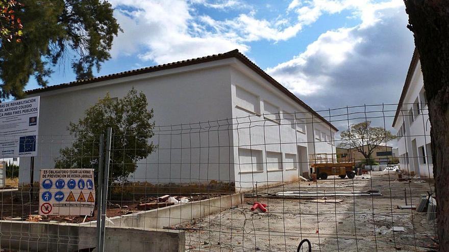 La rehabilitación del antiguo colegio Séneca está al 50% de ejecución