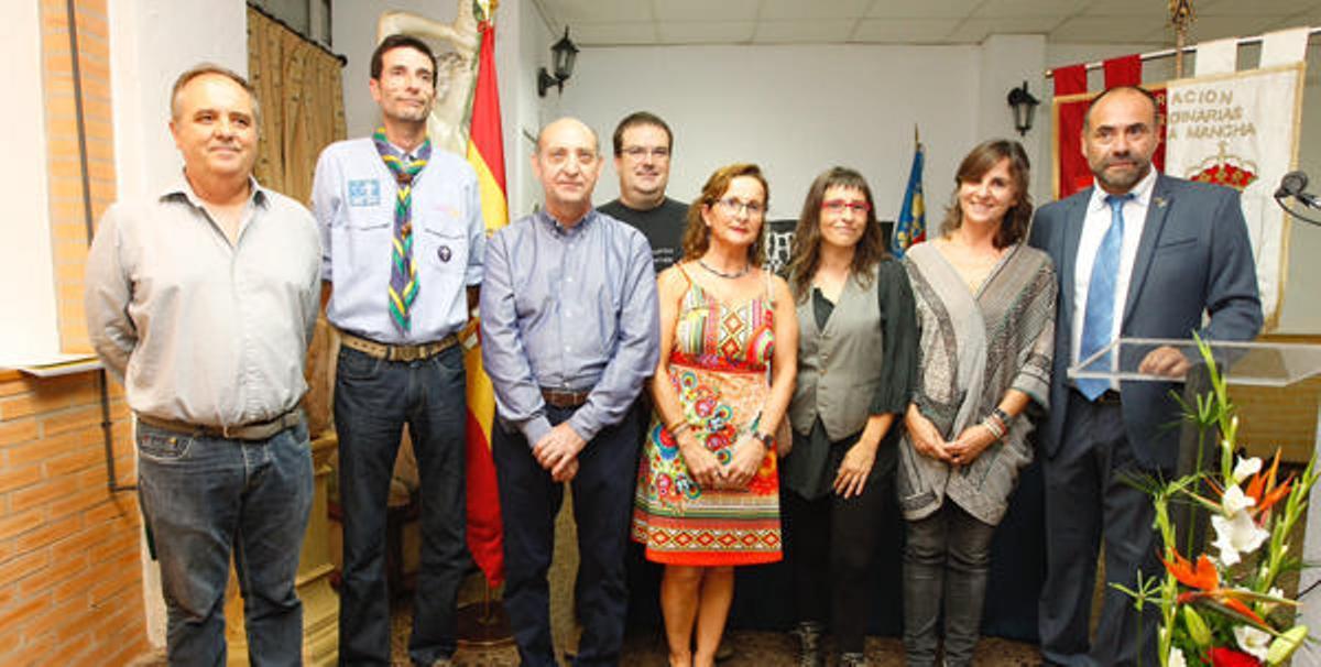 Valencia | Laura Ballester recibe uno de los premios de los vecinos de ...