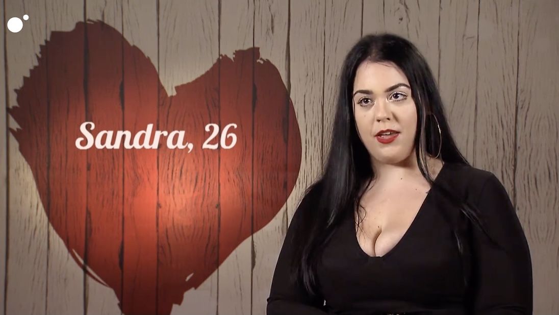 Sandra se plantea en ‘First Dates’ dejar la peluquería para ser 'sex ...
