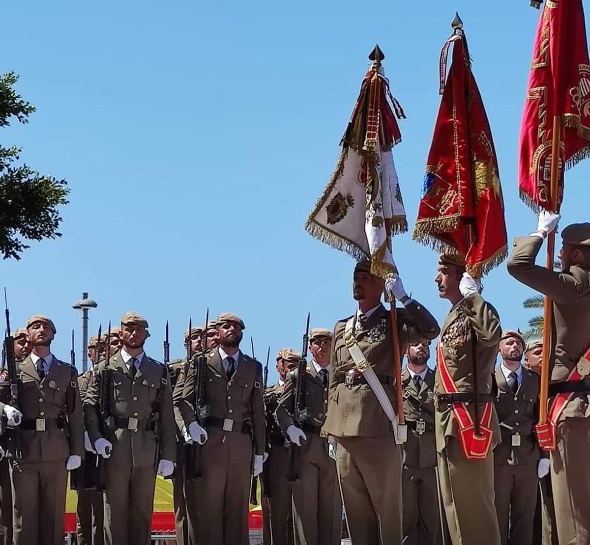JURA BANDERA FUERTEVENTURA: Doscientos civiles juran bandera en el acto ...