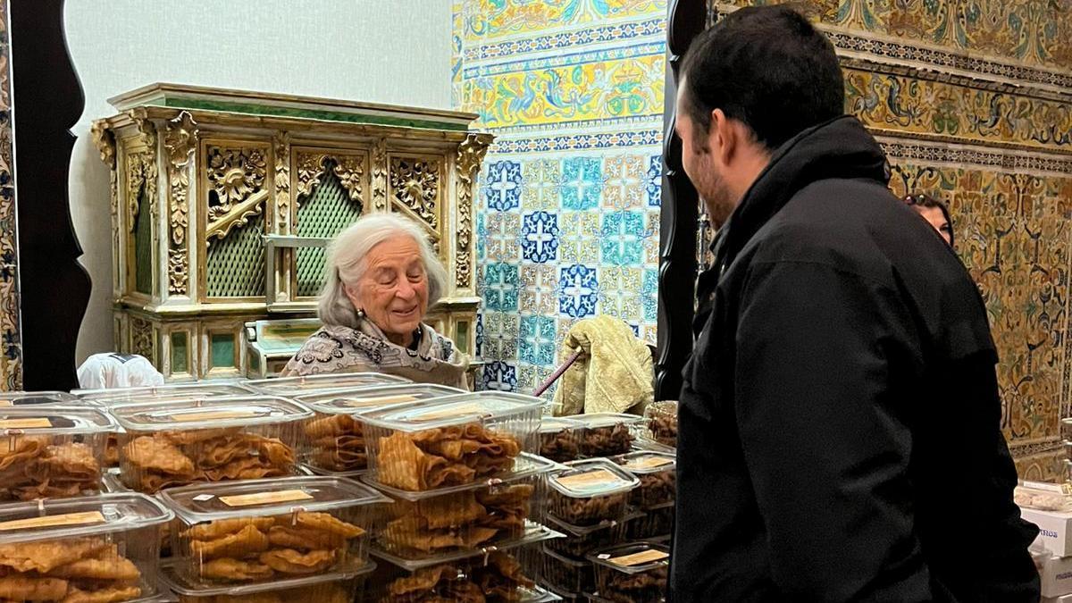 Pestiños, yemas y torrijas benditas: los conventos de Sevilla anuncian ...