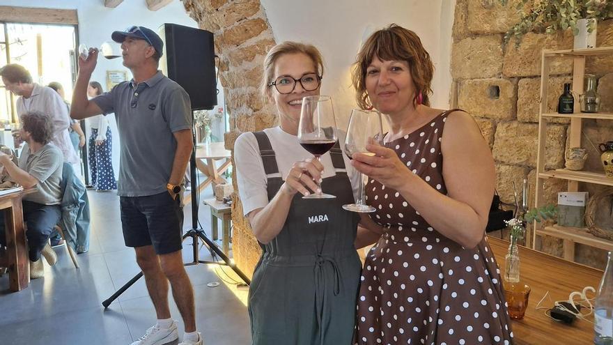 Brindis y filosofía y poética del vino en "Terra de Moscatell", en els ...