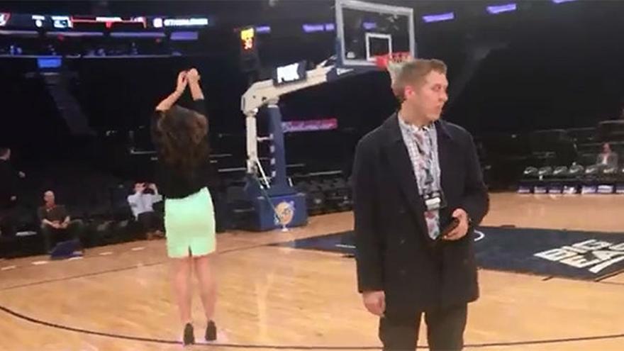 Kim Adams, la Stephen Curry de las reporteras