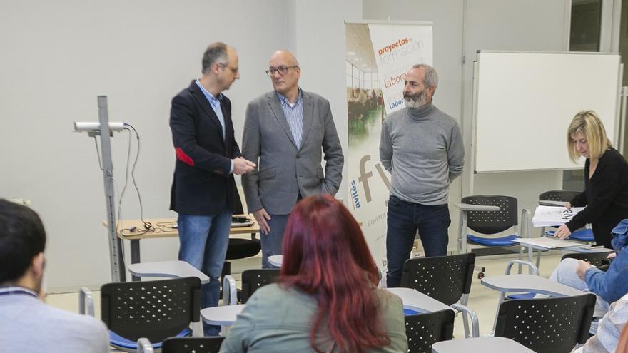 La inserción laboral de las personas formadas por iniciativa municipal ...