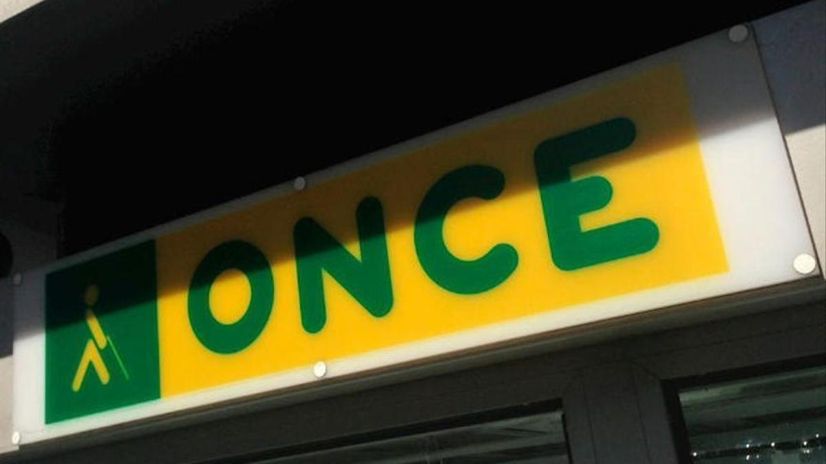 La Once reparte casi un millón de euros en Canarias con su Extra de Navidad