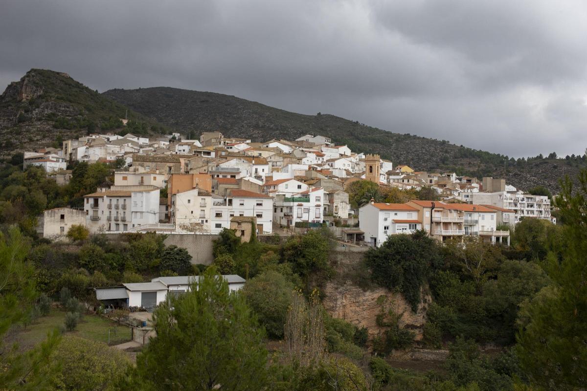 Tres días de luto en Millares por la muerte del exalcalde José Sáez