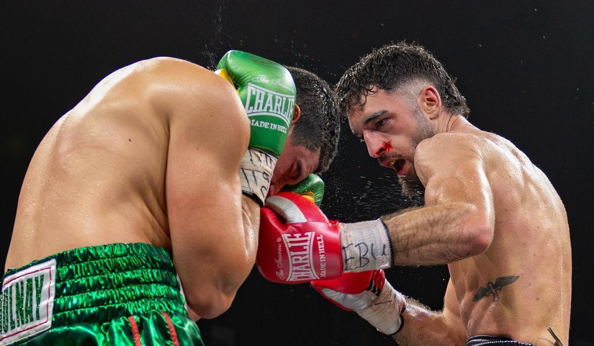 Boxeo | José Luis Navarro Jr. revalida el cinturón iberoamericano con ...