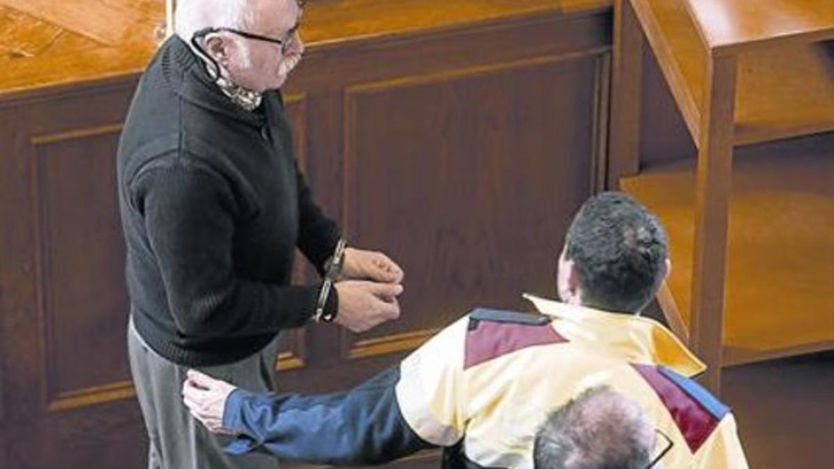 Las pruebas acorralan al acusado del triple asesinato