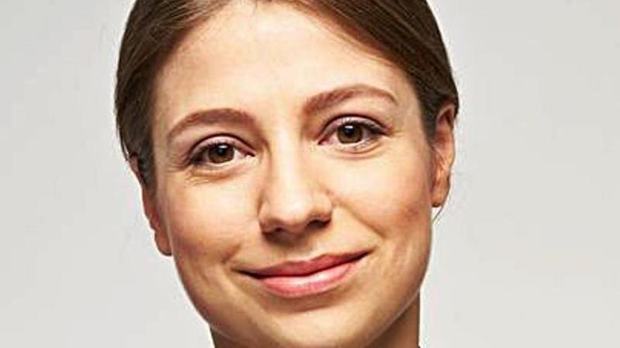 Stasevska dirige hoy en la Casa de Cultura de Avilés el concierto de la ...