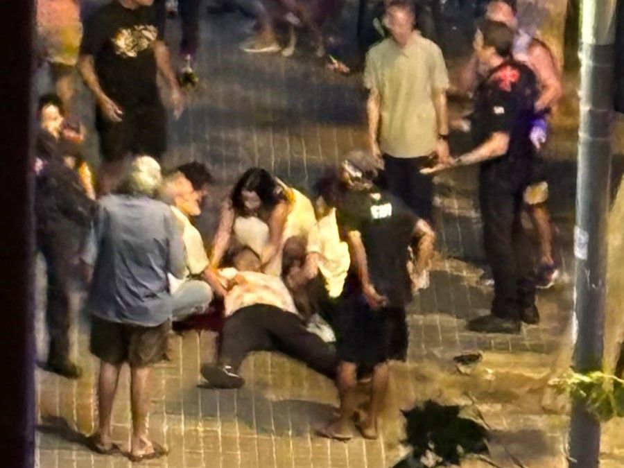 Herido un hombre en Barcelona al recibir un disparo en la puerta de un bar