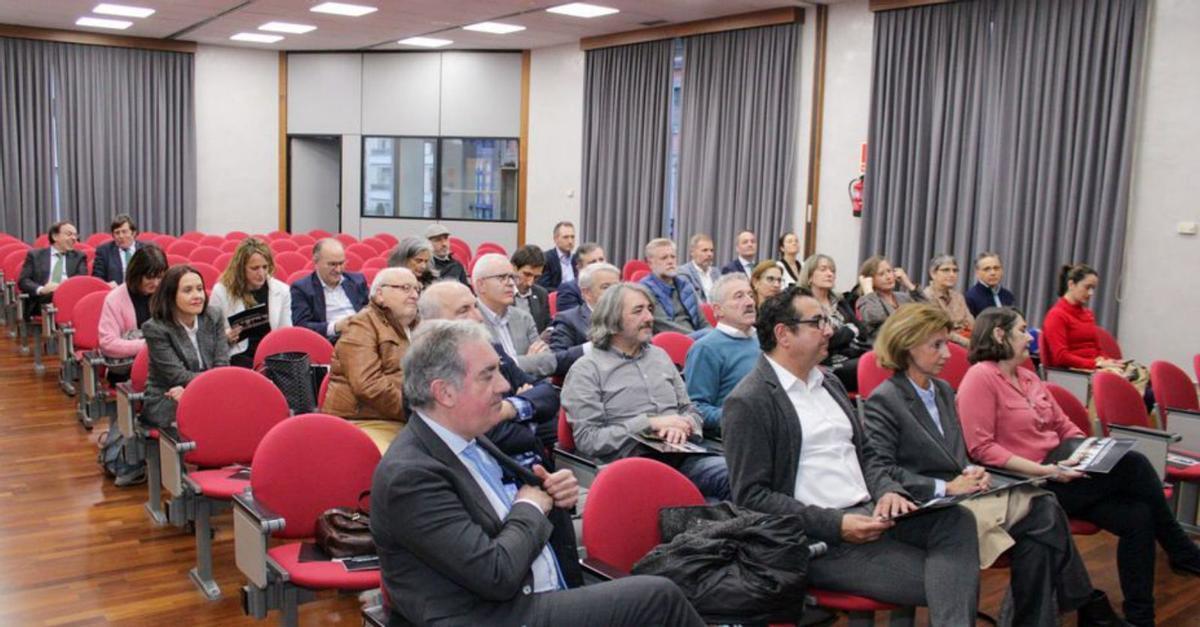 José Muñiz analiza en la Cámara el emprendimiento
