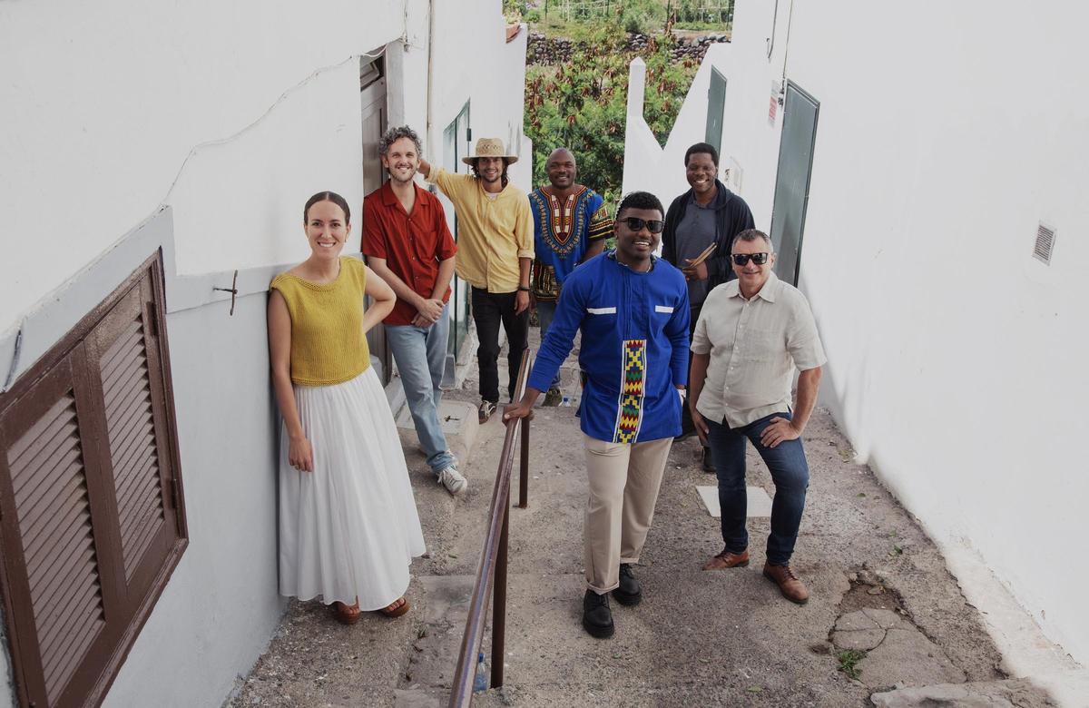 MÚSICA | Ritmos atlánticos en ‘Entre Ilhas - Macaronesia Vol. I’, un ...