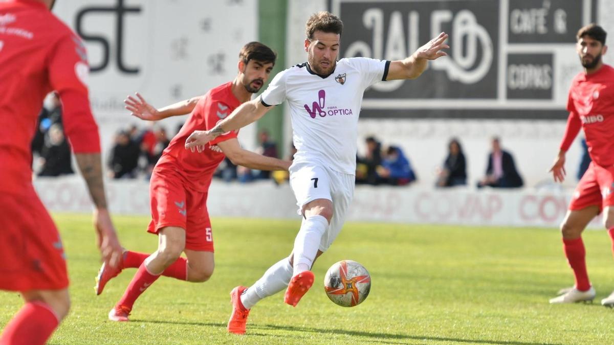 El Pozoblanco remonta al Utrera en un partido loco de goles