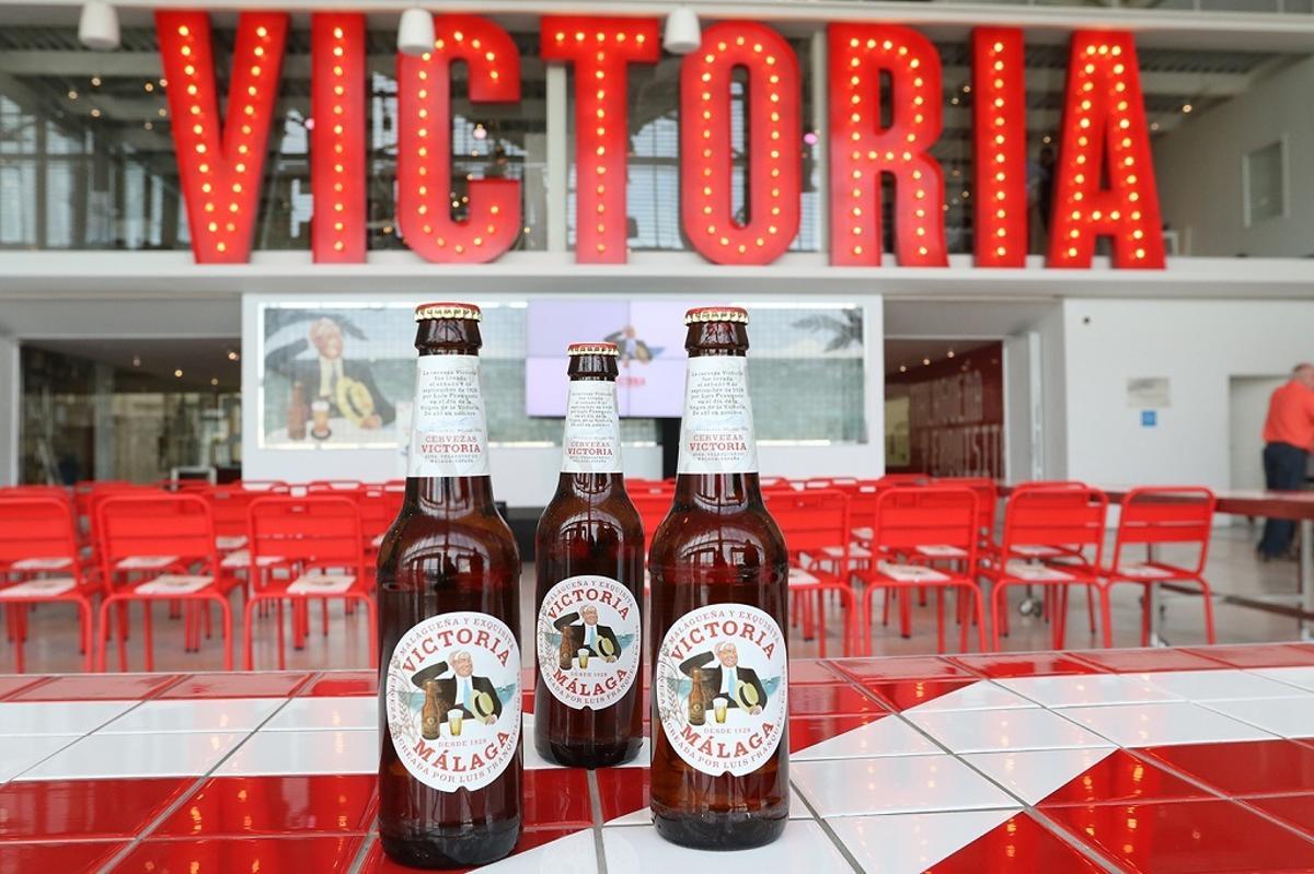 Cerveza Victoria regresa a sus orígenes con el nuevo diseño de sus botellas