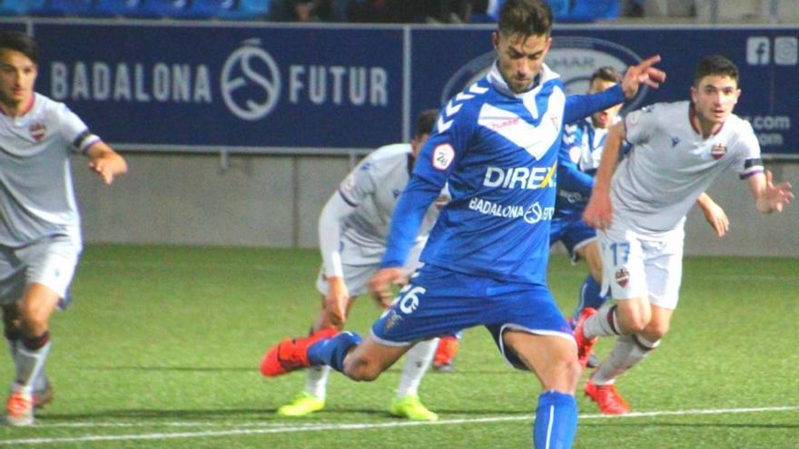 El centrocampista Marc Carbó es el tercer fichaje del Mérida