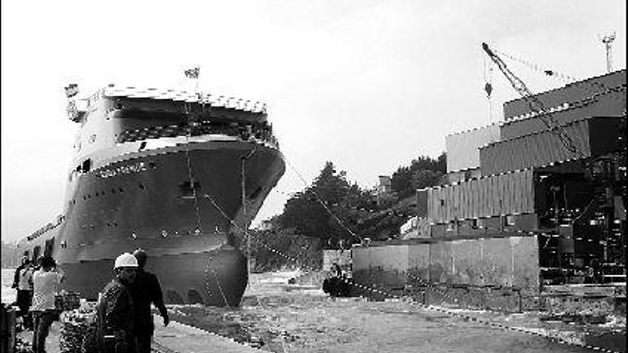 Gondán bota el «Edda», el barco más caro construido en la historia del ...