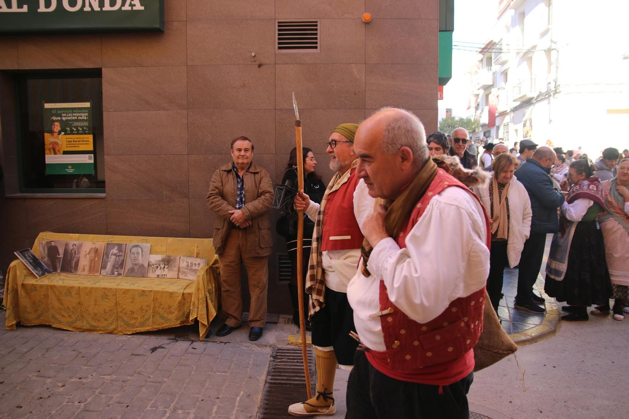 80 fotos de la muestra etnológica 'Suera, un poble al carrer' - El ...