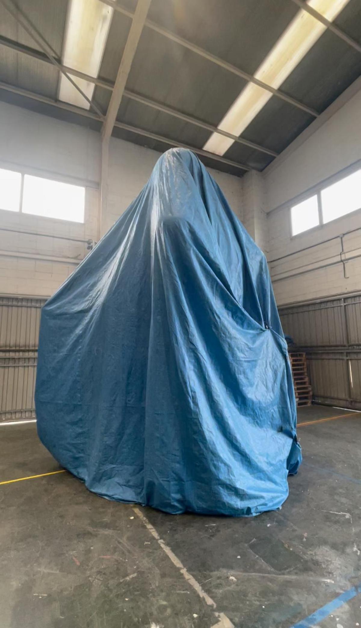 El misterio de la "figura singular" de la rotonda de Puente Nora, en ...