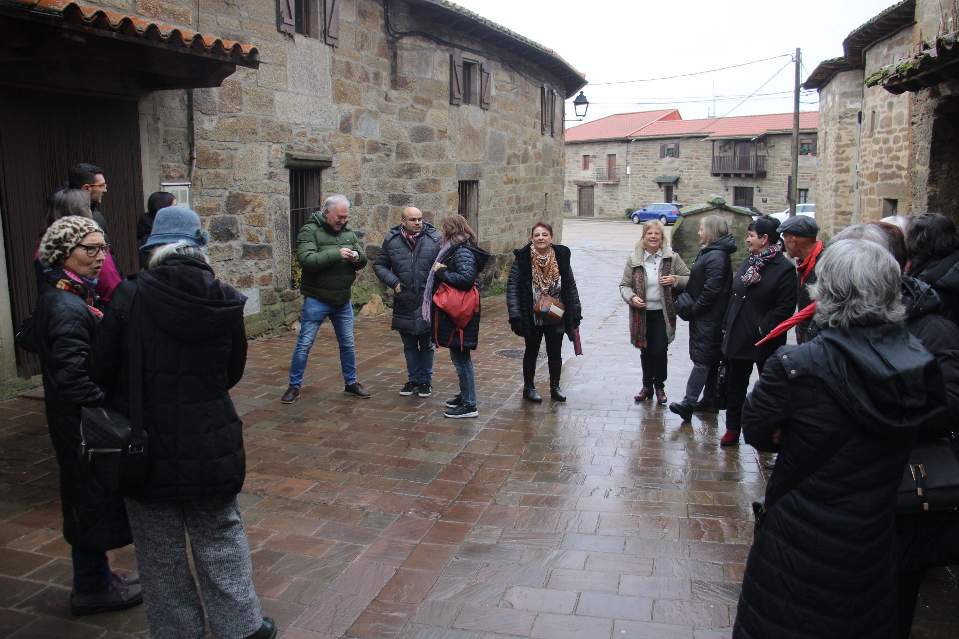 GALERÍA | Mantas solidarias en Sanabria