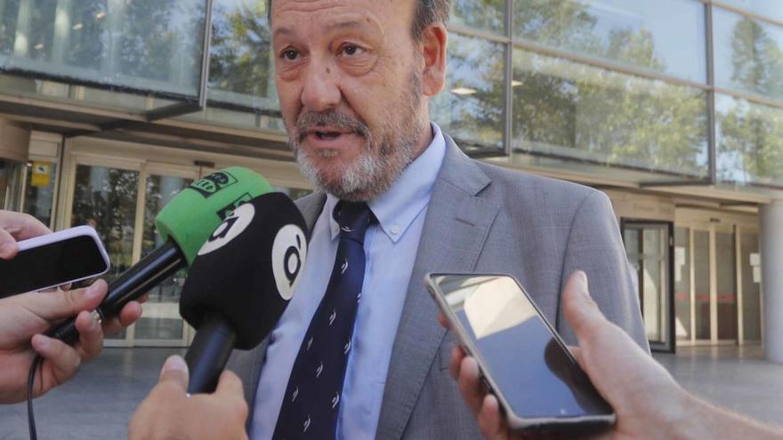 Jaime Navarro insiste en que el Valencia aprovisione 100 millones