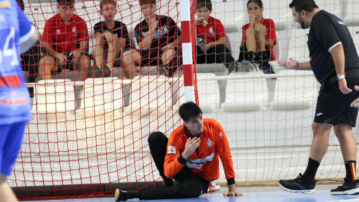 BALONMANO FERTIBERIA: El líder frena nuestra racha y el debut del nuevo ...