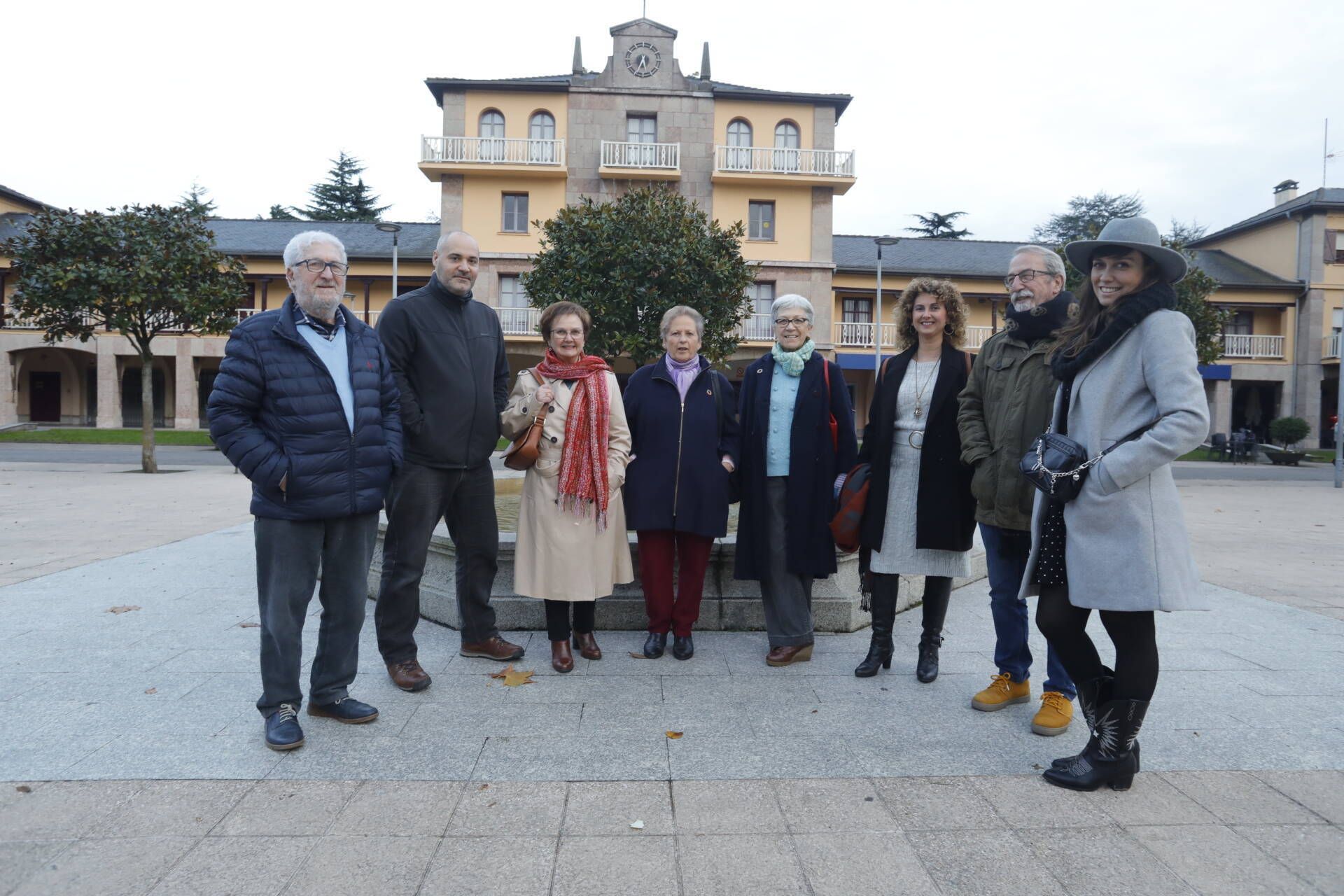 EN IMAGENES: 20 años del grupo de teatro "Santa Bárbara" de Llaranes ...