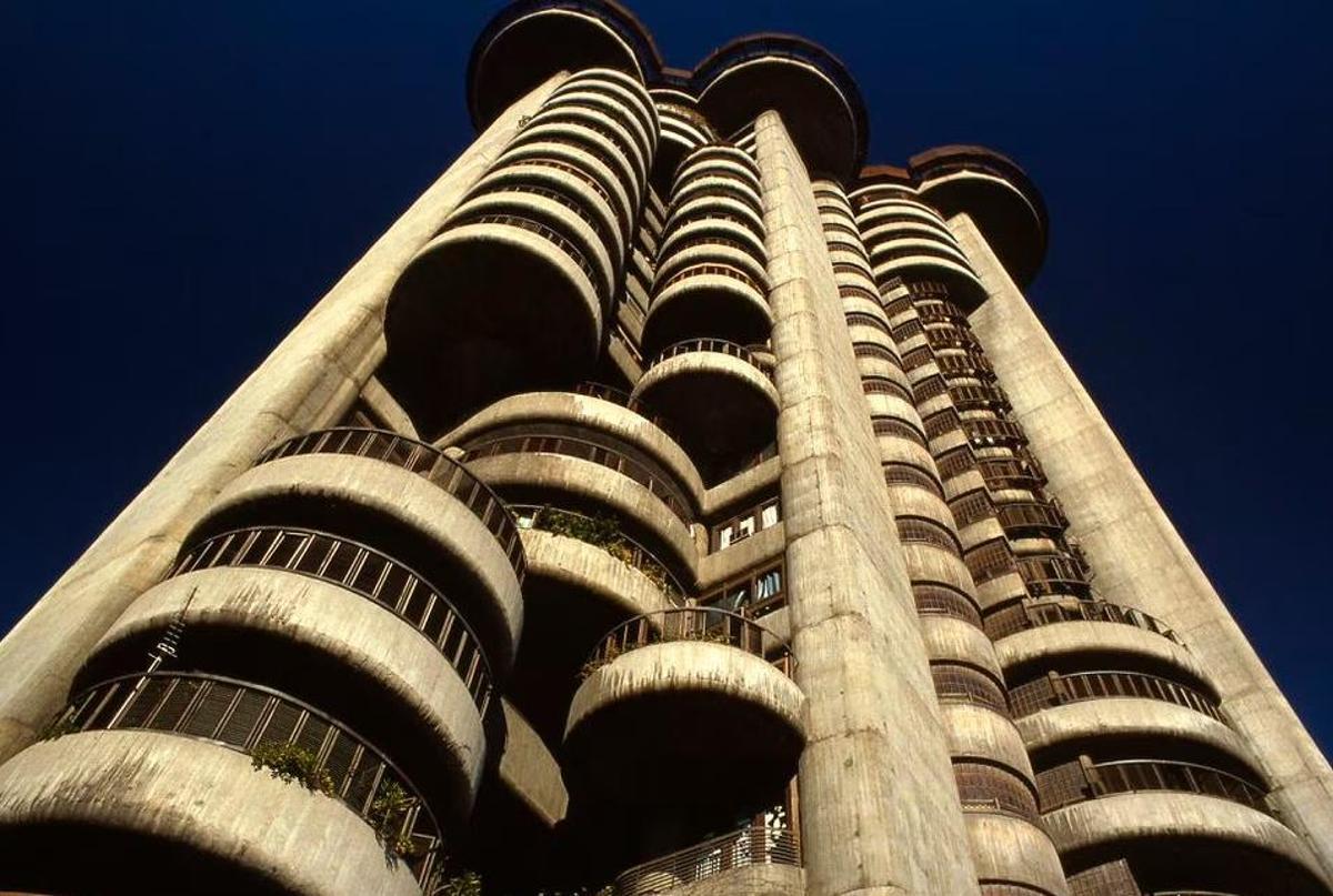 Estos son algunos de los edificios más raros que hay en España