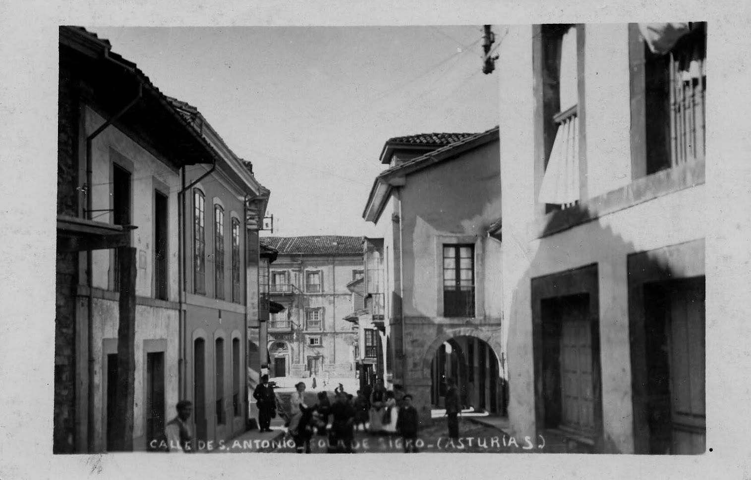 Lo que el tiempo se llevó: así ha cambiado Pola de Siero a lo largo de ...