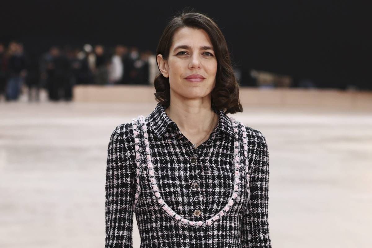 DESFILE CHANEL | Carlota Casiraghi, invitada estrella del desfile de ...