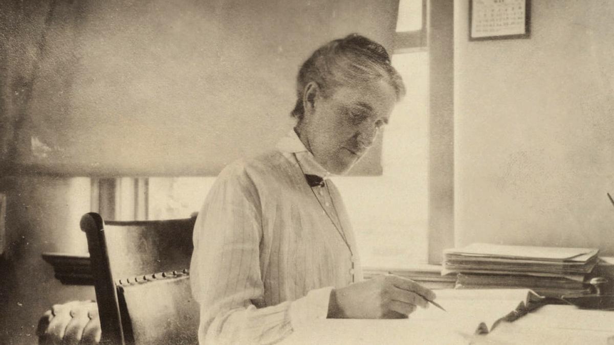 Mujeres fuera de serie: Begoña Vila, la mujer que ilumina el universo