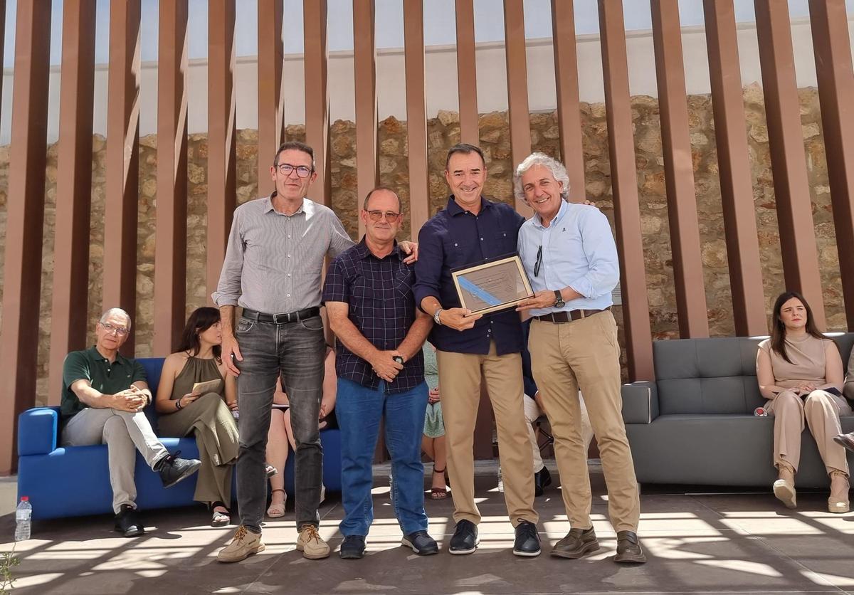 Riba-roja recibe un galardón por su destacada labor de recuperación de ...