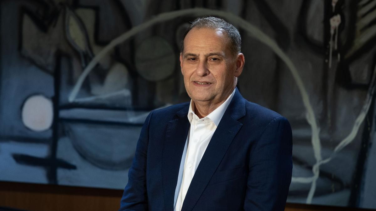 Juan R. Gil | El periodista alicantino, director general de Contenidos ...