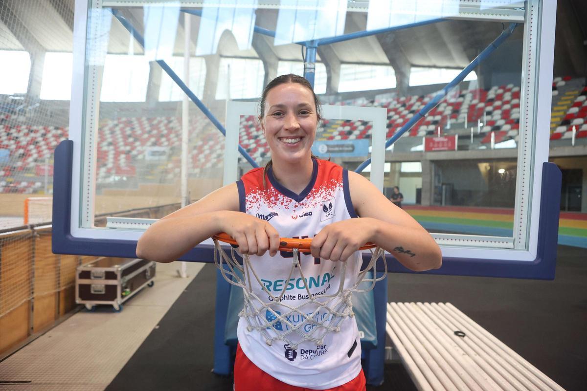 Andrea Pérez pone el broche final a la plantilla de Maristas