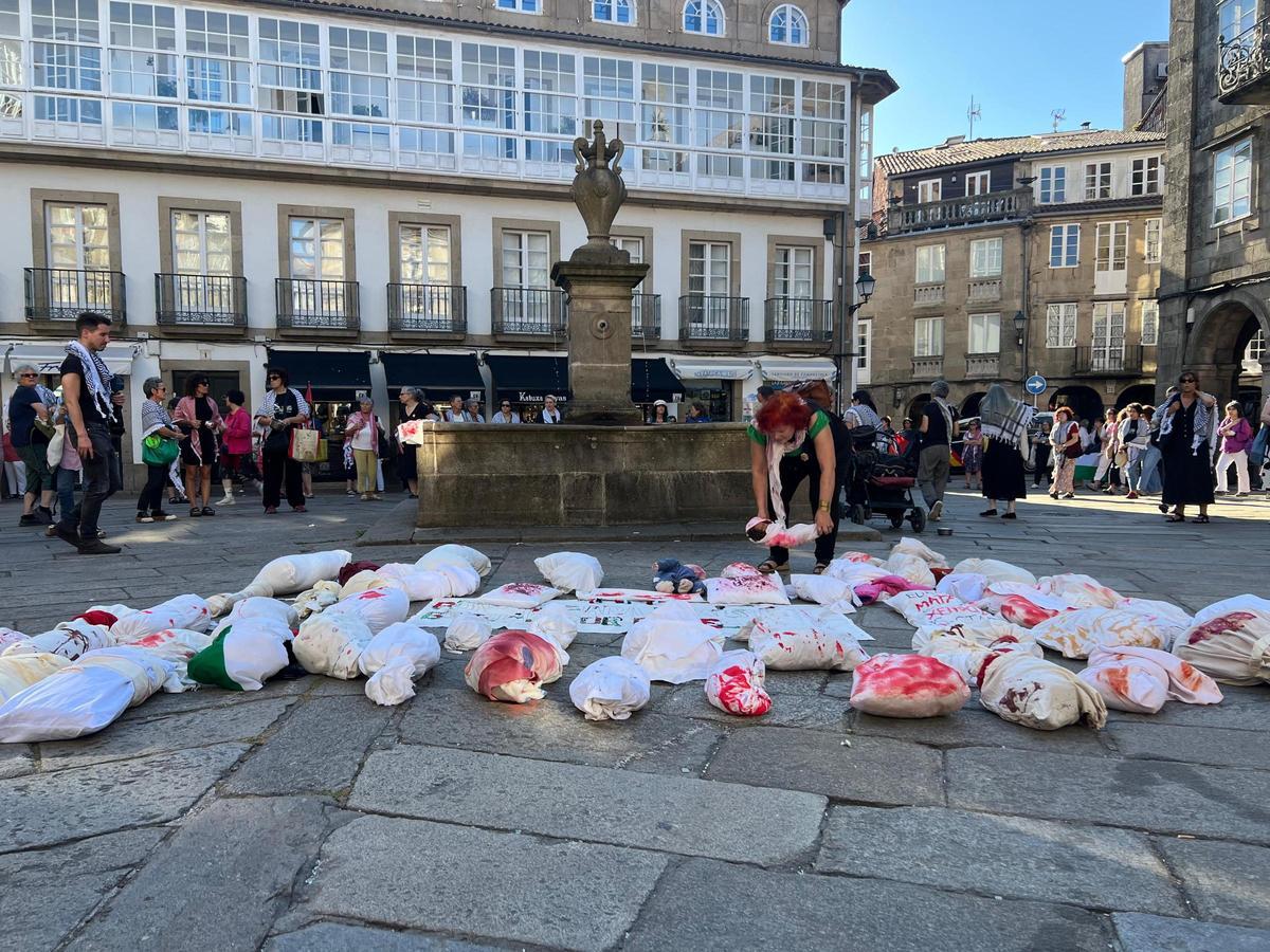 GAZA COMPOSTELA | Mobilización de mulleres en Compostela contra a masacre en Gaza