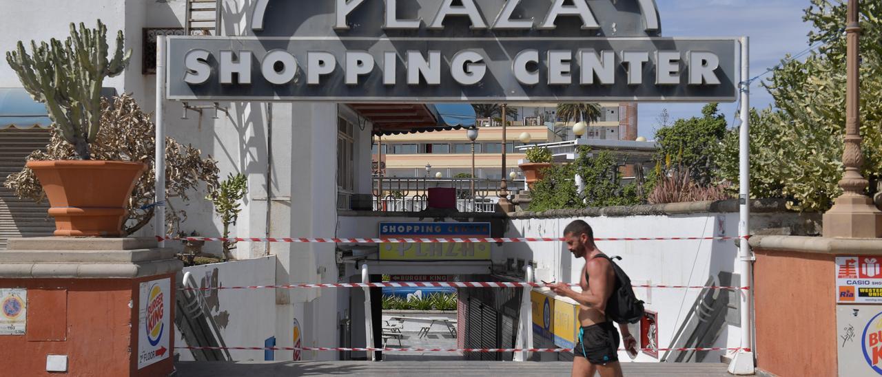 El centro comercial Plaza de Playa del Inglés quiere reabrir antes de ...