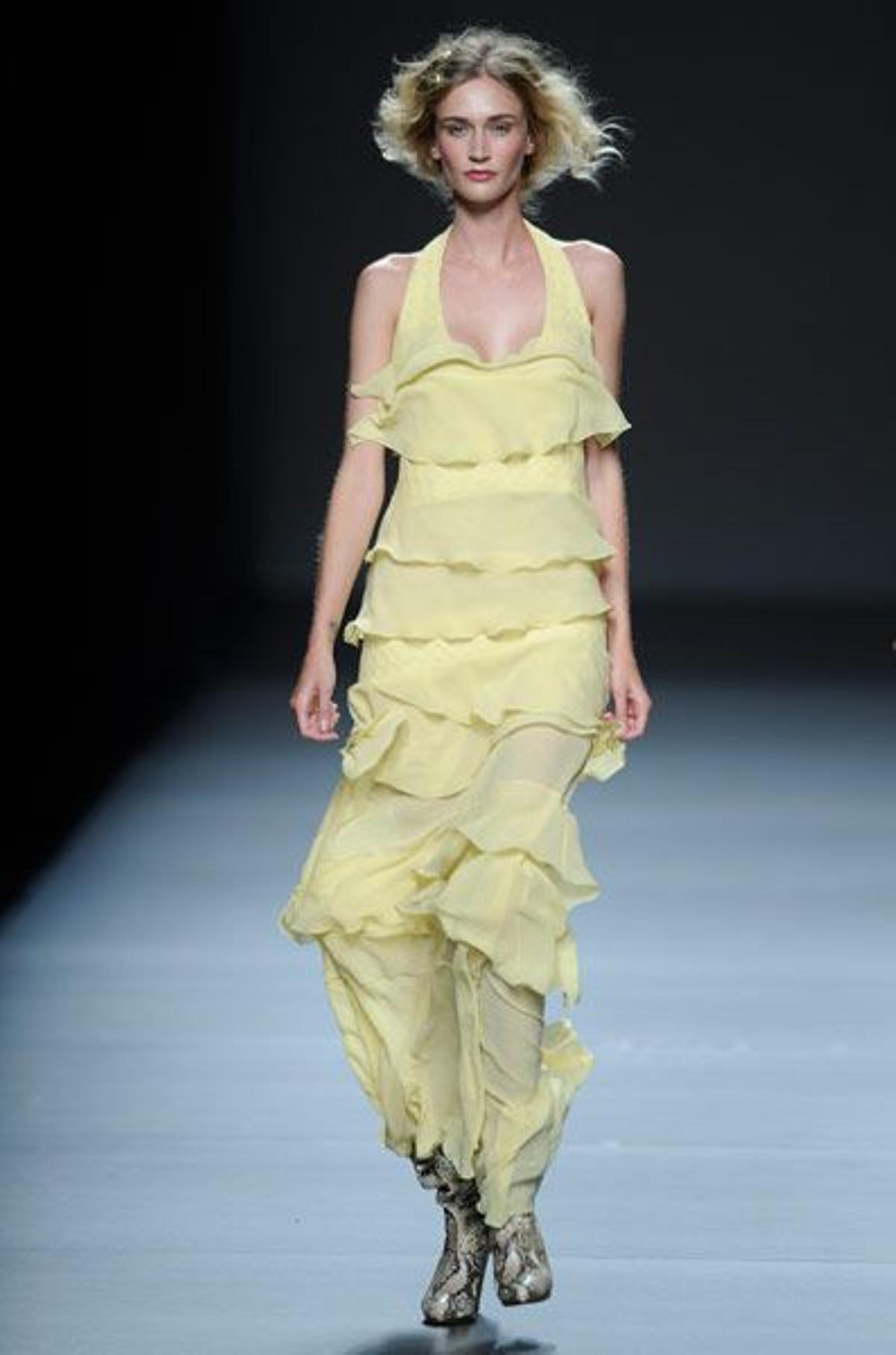 Inspiración francesa en la colección de Teresa Helbig de Cibeles - Woman