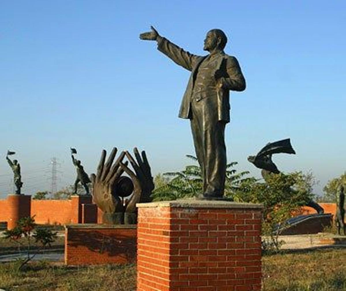 Los monumentos más extraños del mundo - Viajar