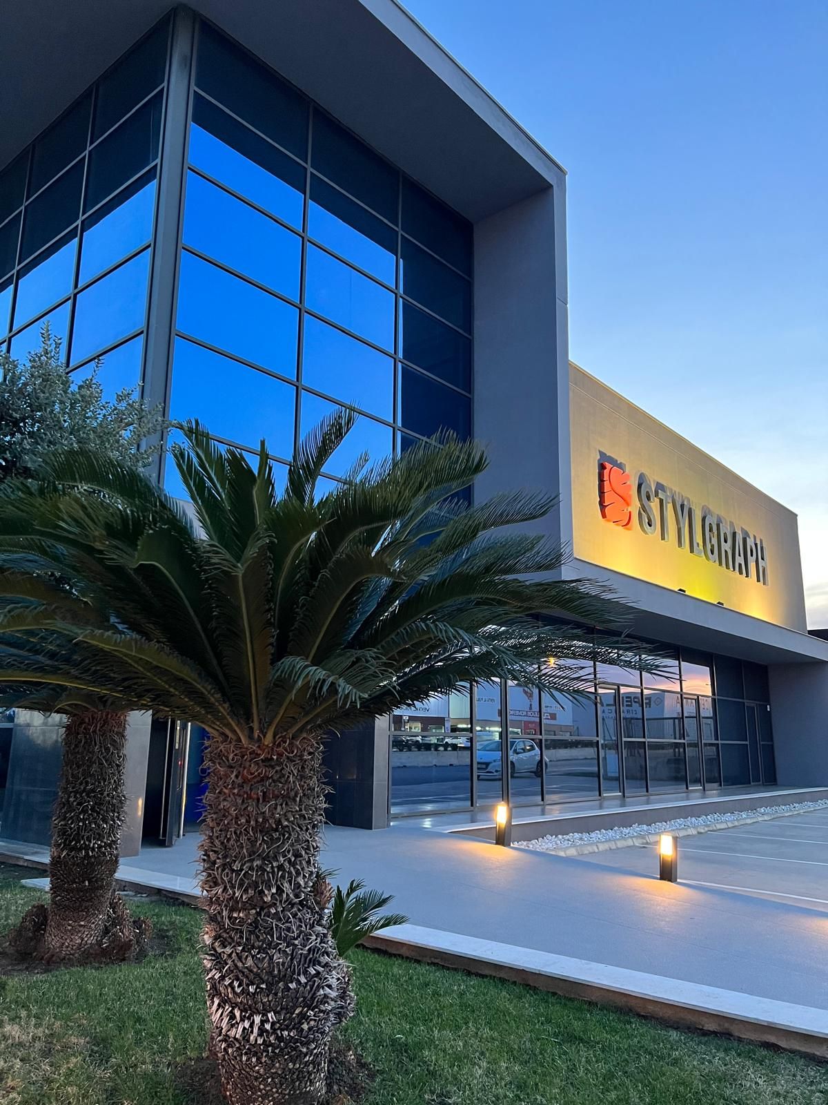 CERSAIE: Stylgraph celebra doble aniversario: 40 años en Italia y 25 años en España