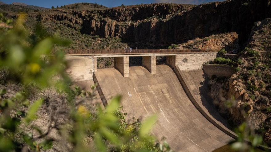 The Island Water Council studies the feasibility of the El Río dam
