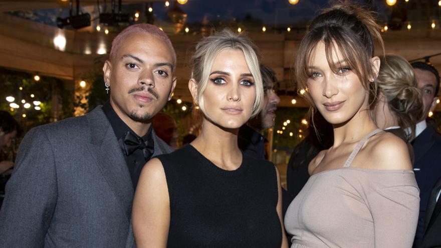 Ashlee Simpson anillo castidad | La historia de la estrella adolescente ...